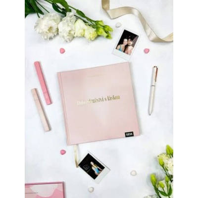 Dobrodružství s láskou - stírací kniha pro páry - Paula Helena Kuklane ...