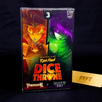 Roxley Dice Throne: S1 Rerolled Pyromancer v Shadow Thief EN - Heureka.sk