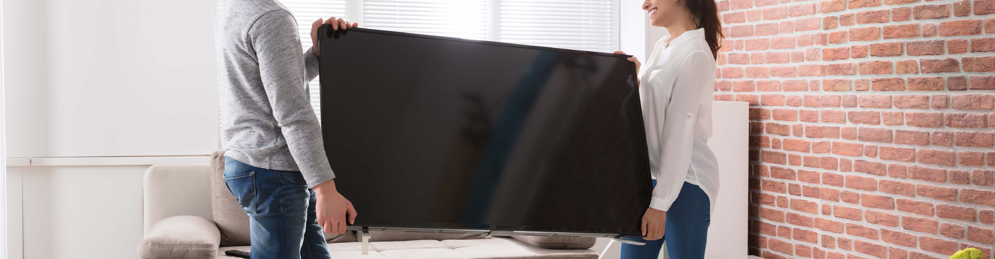 Jak velkou televizi si máte koupit Tabulka úhlopříček a rozměrů