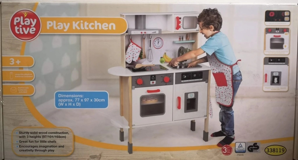 Playtive junior play kitchen store