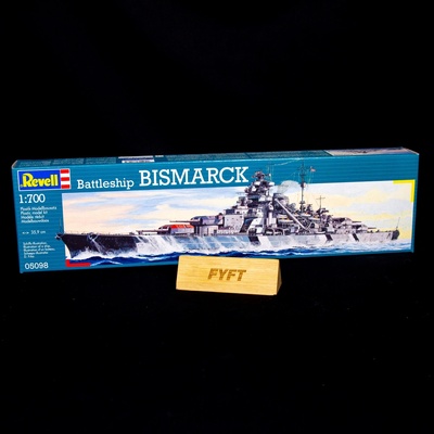 Revell Model Kit Plastic loď 05098 Battleship Bismarck 18 3619 1:700 od ...